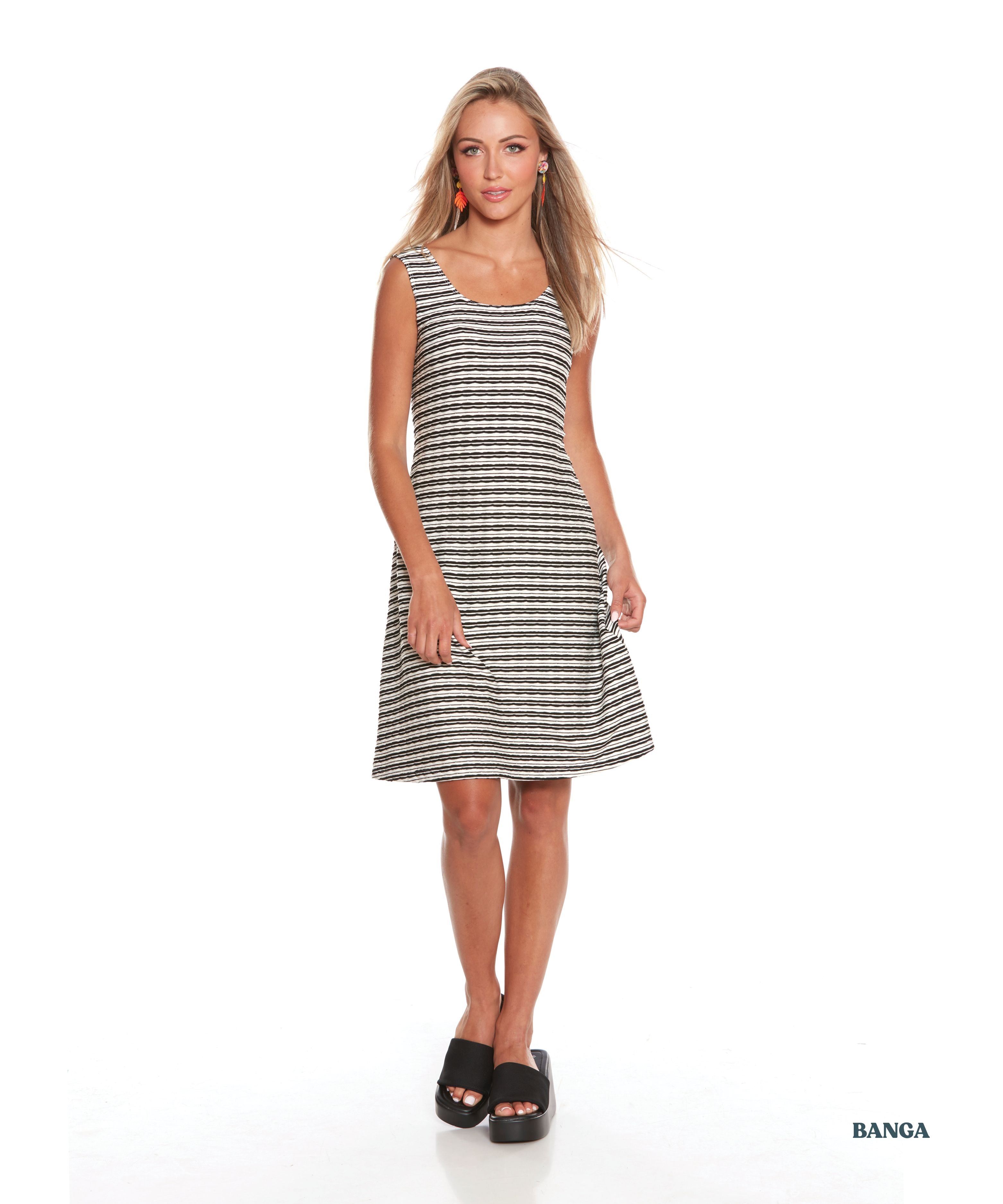 Robe Banghali - Luc Fontaine - Designer Quebecois - Rouge Canape ...